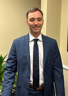 Meet Lawyer Brent Deshields | Earhart Overstreet Attorneys at Law